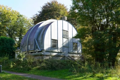 Space Capsule Design Principles Applied to Modern Capsule Houses ...